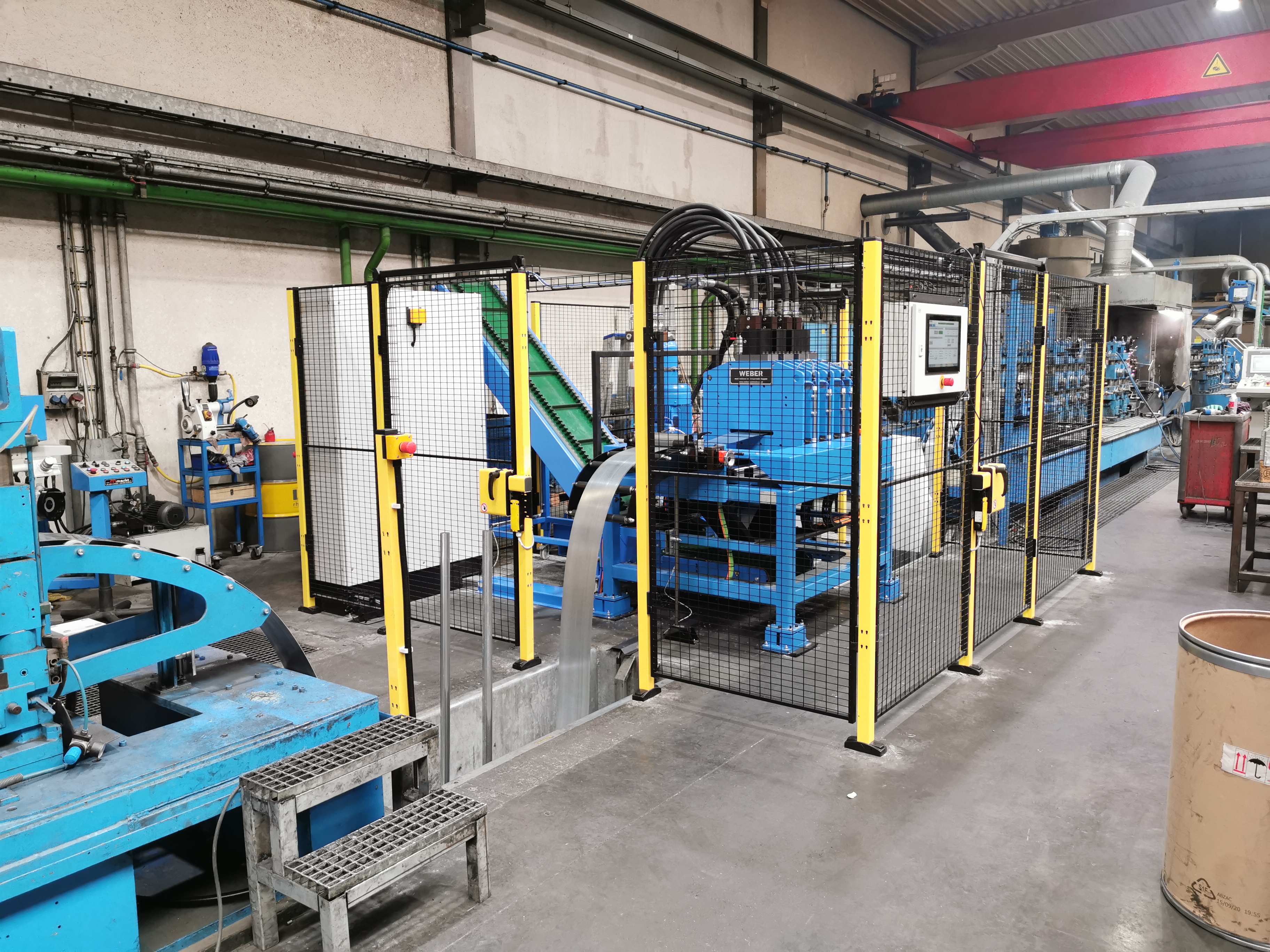 Hydraulische ponsmachine - Weber machinebouw